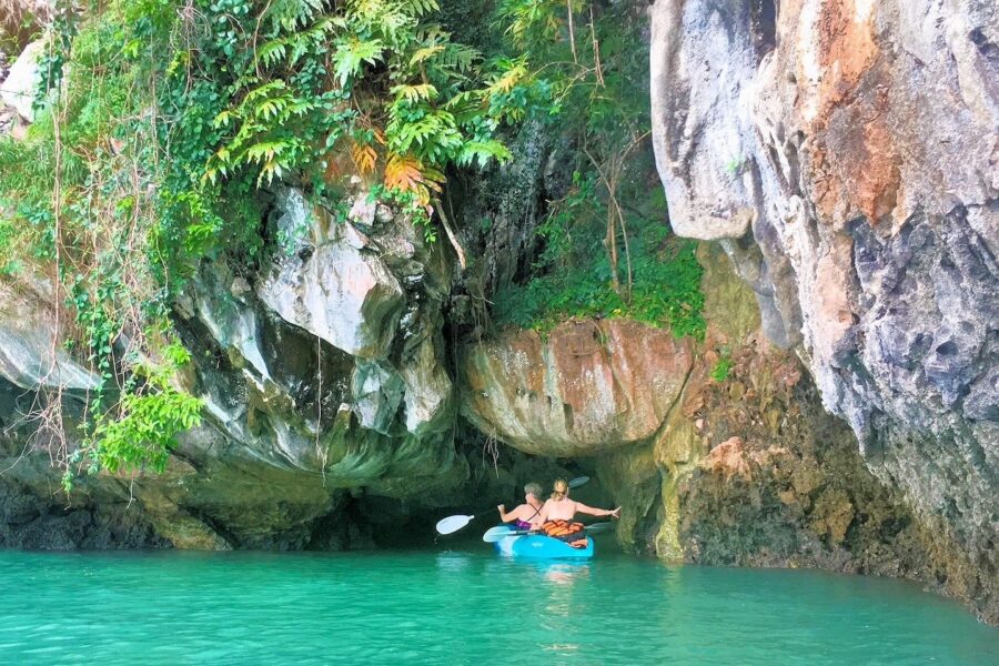 Railay Beach (Krabi): How to Visit + What to Expect